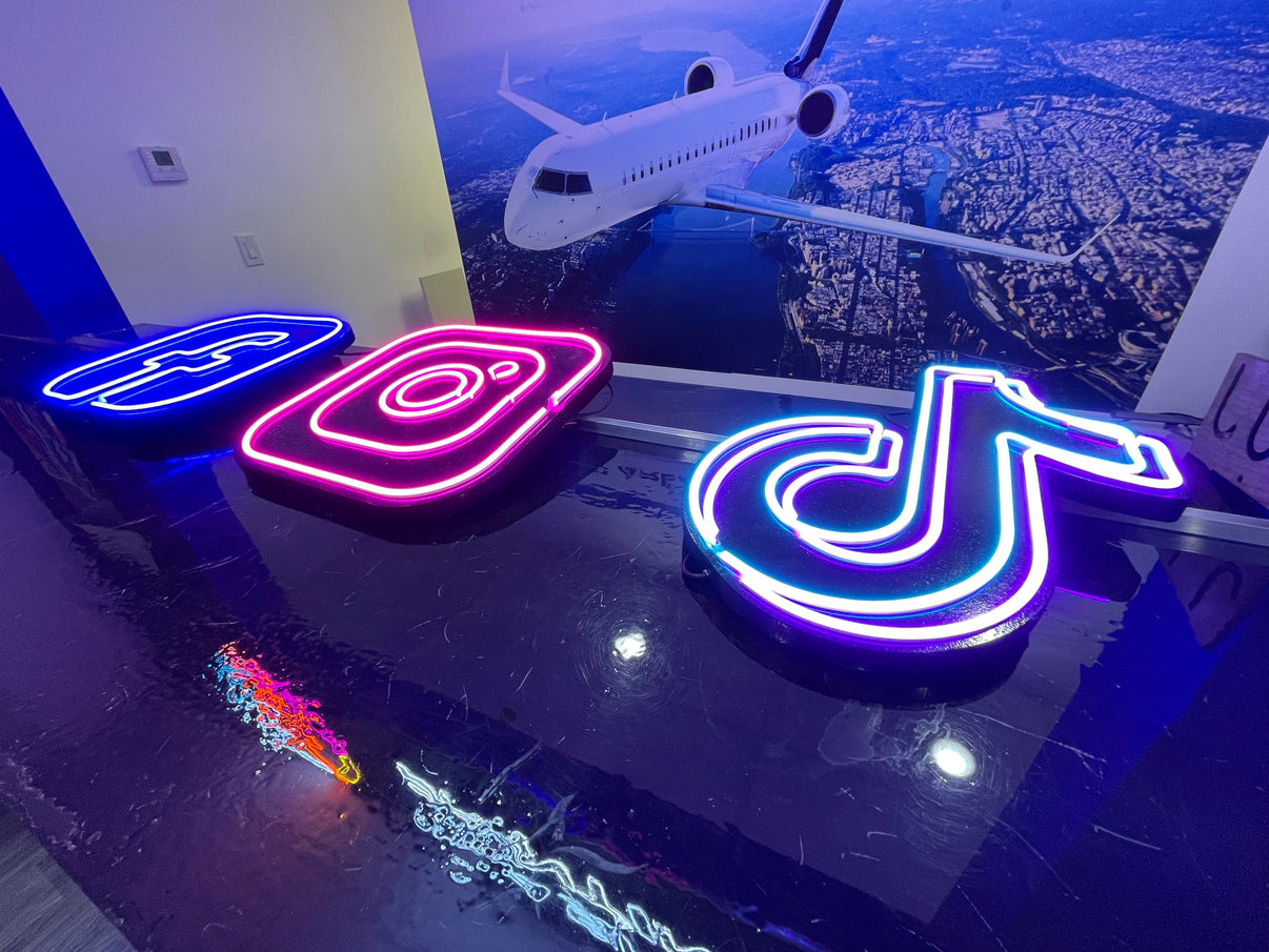Tik Tok Neon Sign – Flash Printing